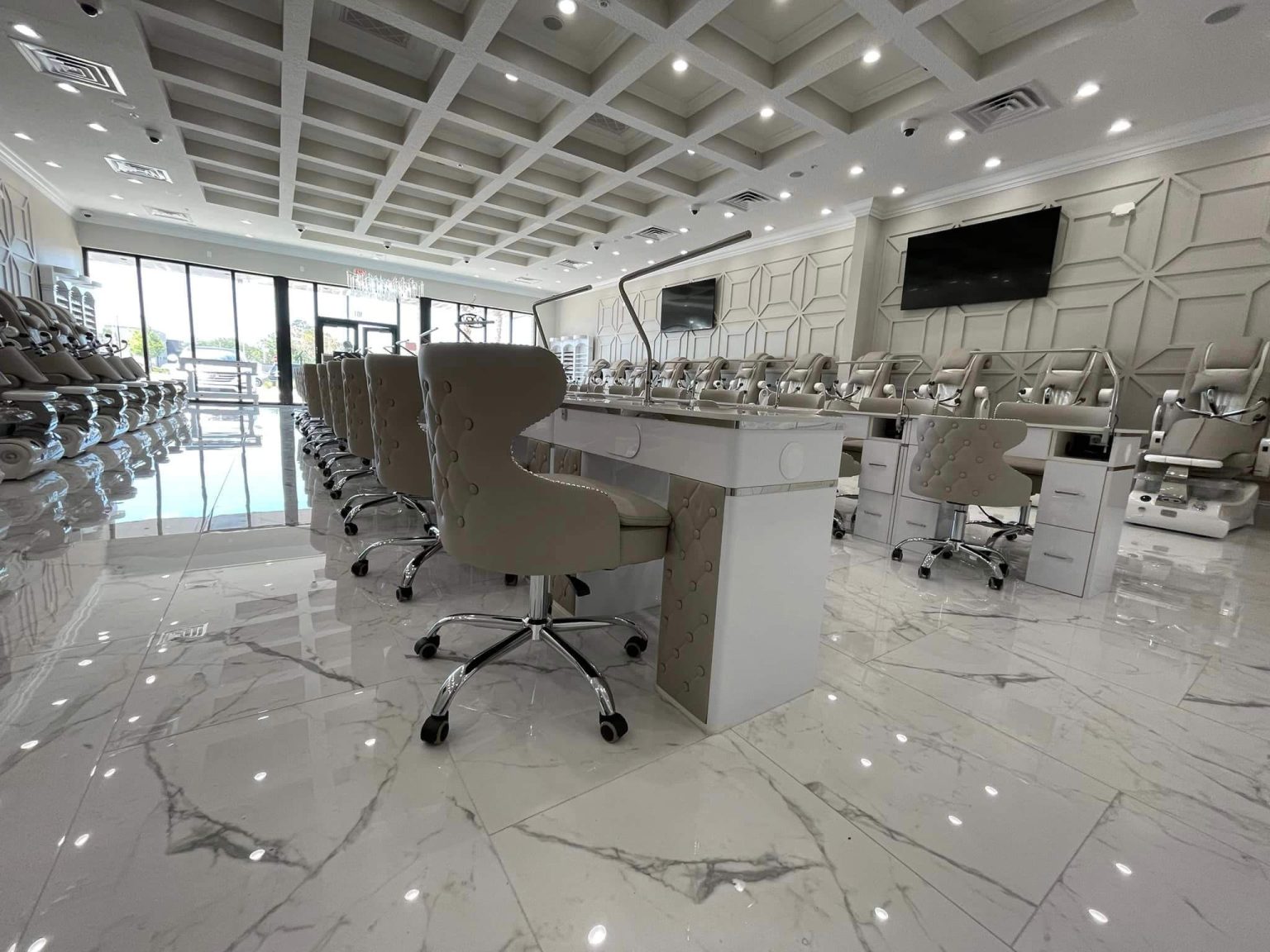 Gallery – GLITZ & GLAM NAIL SALON